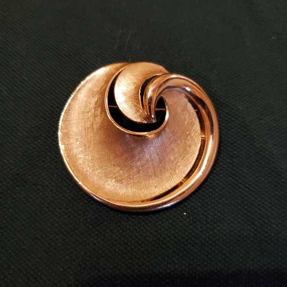 Trifari | Jewelry | Vintage Crown Trifari Pin | Poshmark